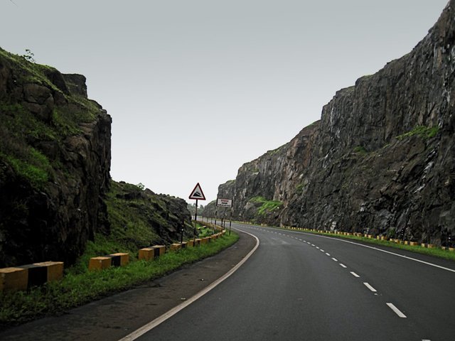 Adventures Drive Through The 9 Majestic Ghats of Maharashtra