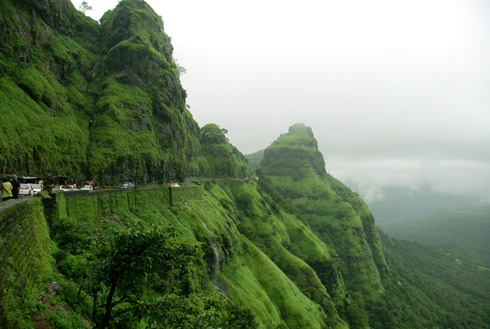 The 15 Curvy and Scenic Ghat Roads of Maharashtra